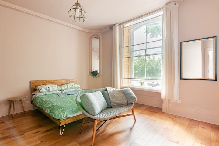 Lady Grey's Studio 10 Minutes From Centre & Train - York
