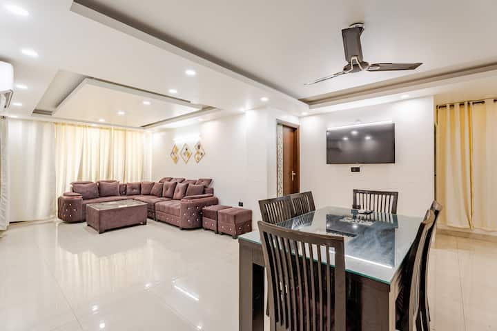 Independent Home In 
New Delhi - Delhi