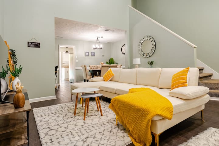 0.6 Miles To Alpharetta Downtown | Avalon - Johns Creek, GA
