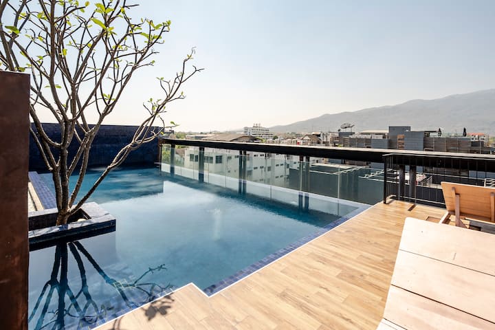 Charm Suite Nimman – Modern Rooftop&
Moutain View - Chiang Mai