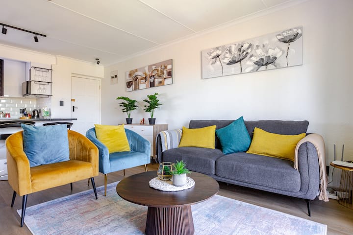 West Beach Luxury Apartment - Parklands