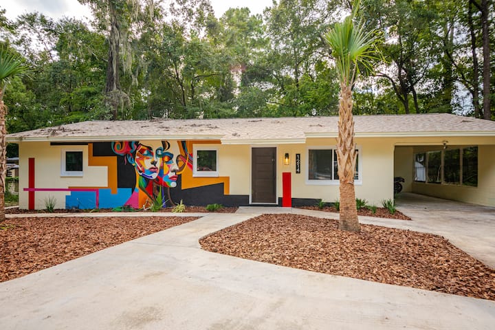 Morado Ii - Artsy, Centrally-located Guest Suite - Gainesville, FL