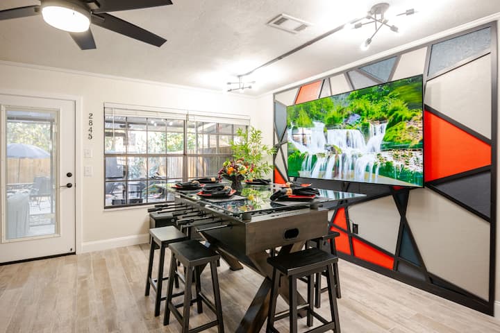 Lux 2/2 W/t Spa, Fire Pit & Fenced Yard Near Uf! - Gainesville, FL