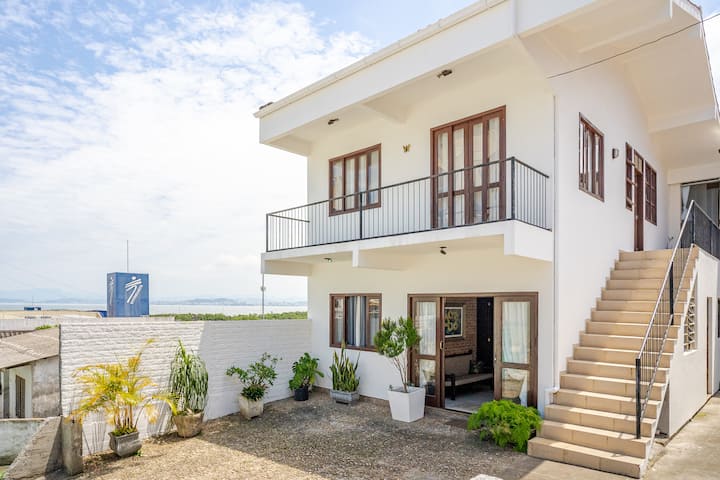 Estadia Estratégica: Próximo Ao Aeroporto E Centro - Florianópolis