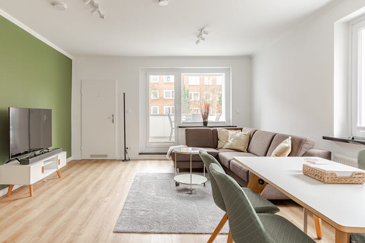 Schöne 3 Zimmer Erdgeschosswohnung Mit Terrasse - Hamburgo