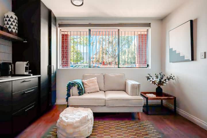 Gorgeous Renovated Studio. Easy Walk To Cbd - Perth