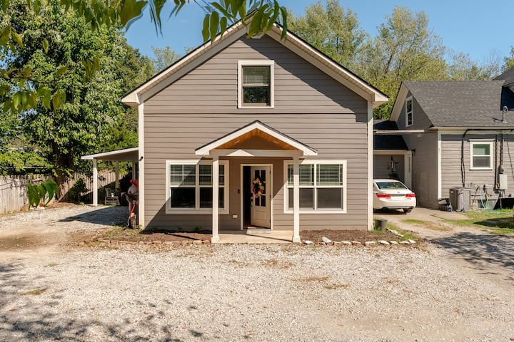Villa Nica B&b - Springdale, AR
