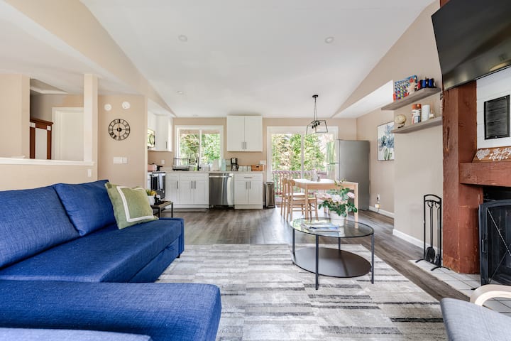 Cozy 2bdr Home In Quiet Neighborhood |8 Min To Pae - Everett, WA