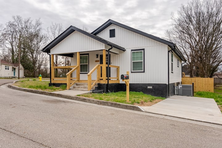 Dodson Hideaway - Knoxville, TN