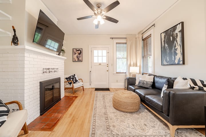 Charming Updated 1920's Home In Historic Duckpond - Gainesville, FL