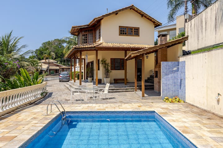 Linda Casa Com Magnifica Vista Para O Mar - Ubatuba