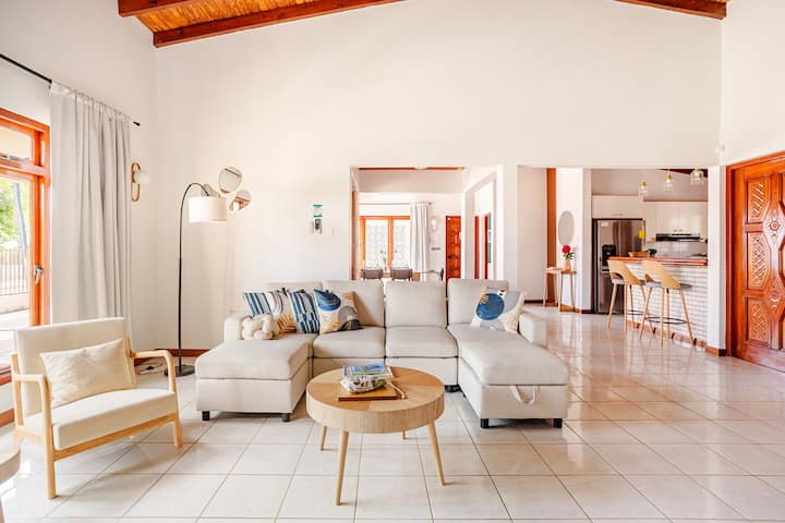 Island Comfort|3br|2ba W/pool In Oranjestad - Aruba