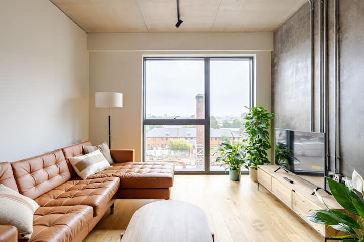 Room  & Bathroom In Nyc-style Flat In Mcr Centre - Manchester