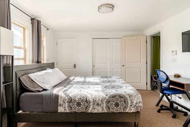 Room#3 Seattle Spruce Street Bnb - 시애틀
