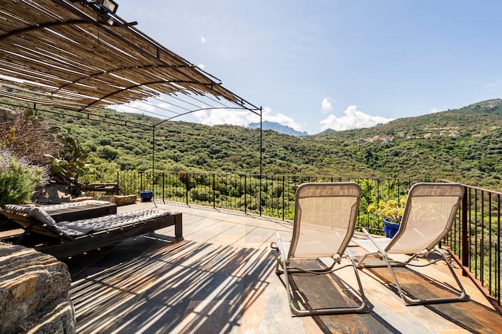 Maison De Charme Dans Village Corse-balagne Aregno - Plage de l'Ile Rousse