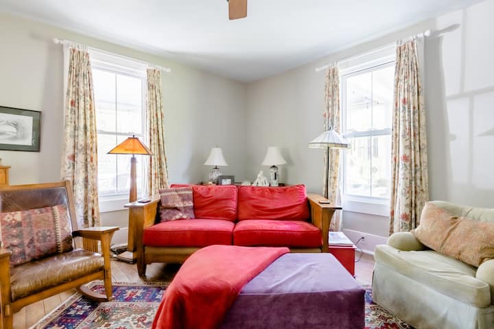 Sewanee-comfortable Lavender Room - Sewanee, TN