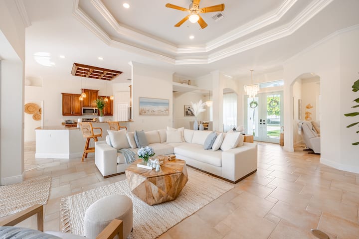 Beach Paradise With Pool And Spa - Marco Island, FL