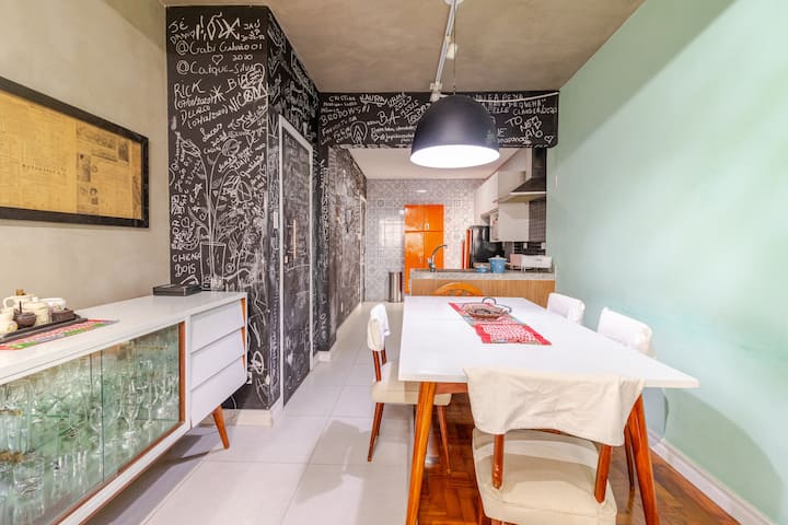 Muito Espaço E Conforto Em Santos. - Santos