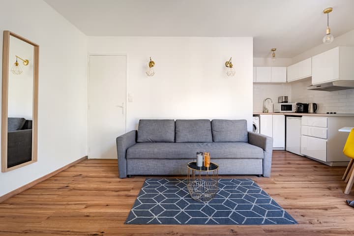 Coquet Studio Lumineux Moderne 1mn Gare St Charles - Marseille