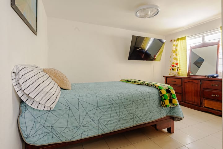 Apartment For 5 With Parking In Del Valle Cdmx - Mexico City