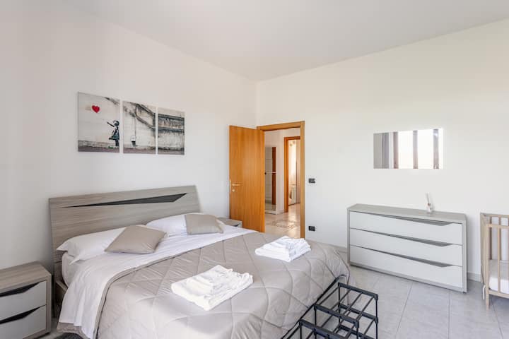 I Due Gelsi Blu Cobalto:private Parking & Wi-fi - Macerata