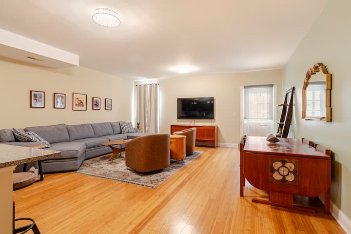 Almost New Construction Huge Luxury Townhouse - Albany, NY