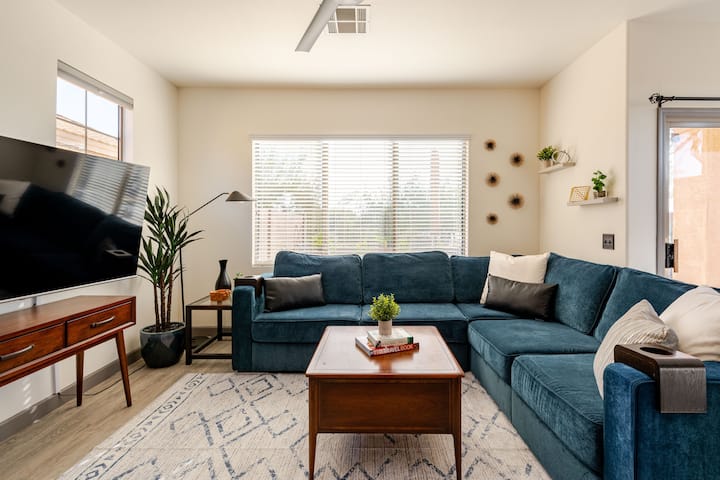 *New Listing Special* House In Prime Location - Phoenix