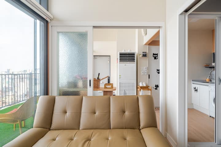 Private Terrace With Busan Night Viewnear Gamcheon - Busan