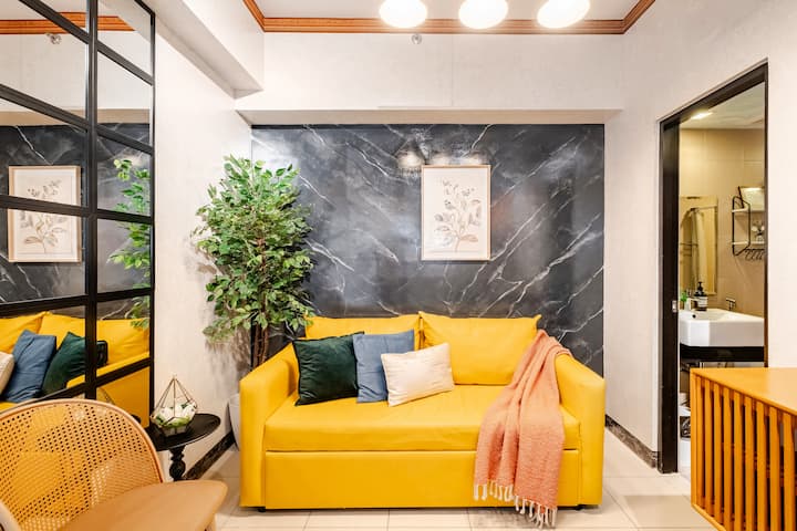 Aesthetic Stay@megaworld Netflx*200mbps*gym*washer - Iloilo