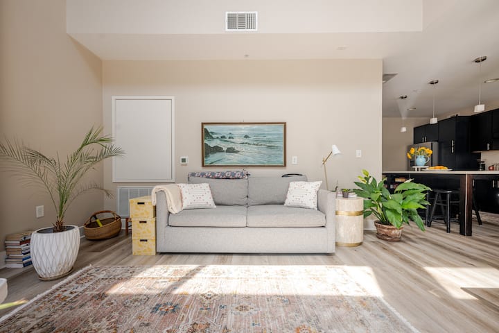 Home Field Hideaway - San Francisco, CA