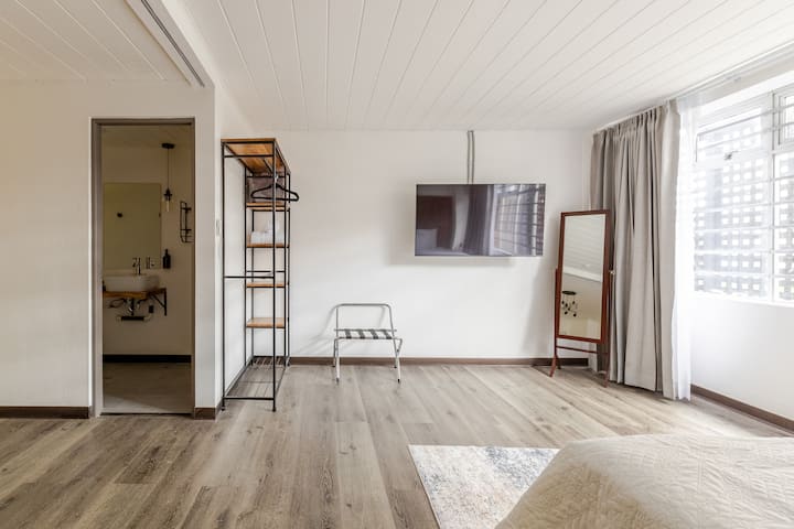Modern Costa Rican Heritage Loft #106 - San José, Costa Rica