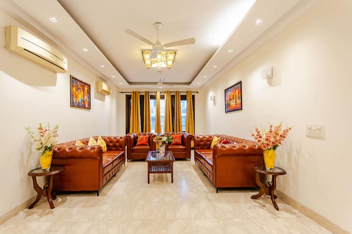 Sts: Relaxing Greater Kailash 1-4br Brkfast Wifi . - New Delhi