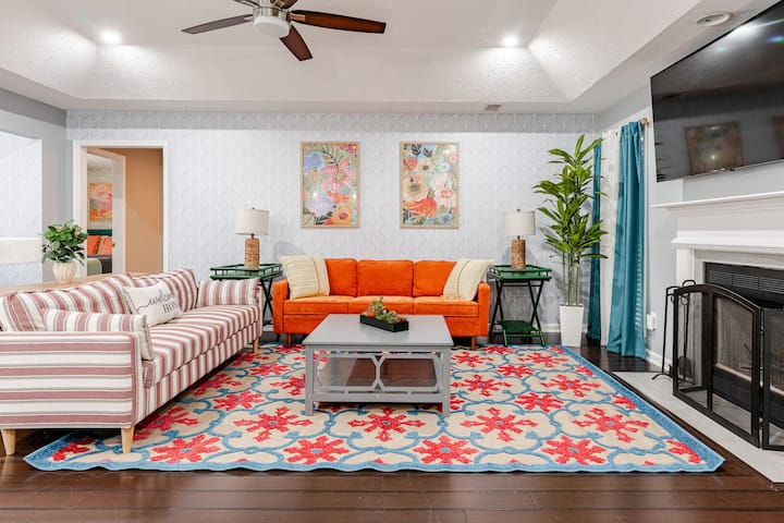 Cozy Nest | 5br, Hot Tub & Near Fort Benning - Columbus, GA