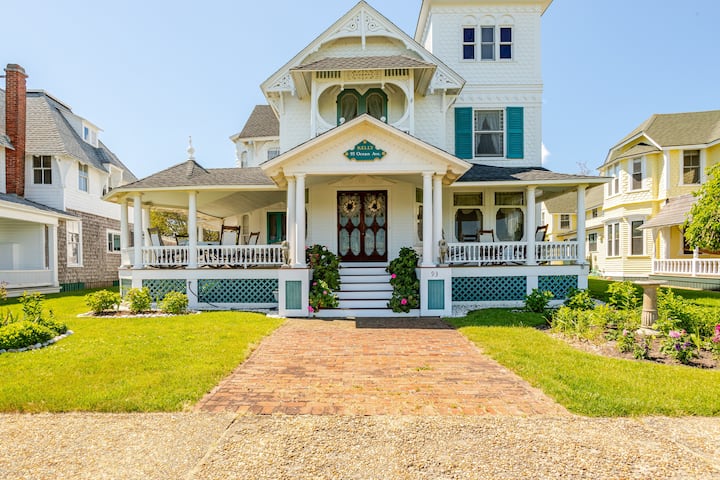 Ocean Park Victorian - Edgartown, MA