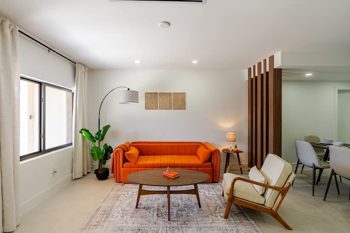 Miami Oasis: Brickell & Beaches - Miami, FL