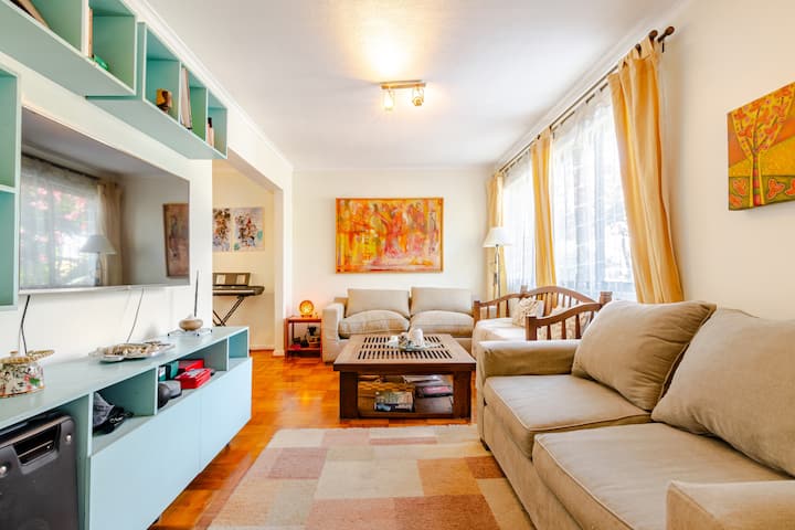 Casa Familiar, Barrio Seguro - Santiago