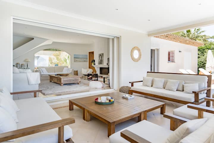 Chambre Dans Superbe Villa Vue Mer / Piscine - Saint-Tropez