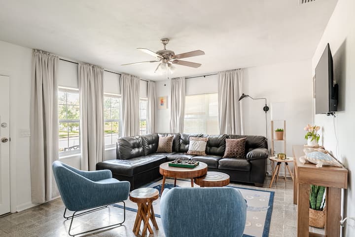 Heights Hideaway: Sleeps 6, Mins To Armature Works - Tampa, FL