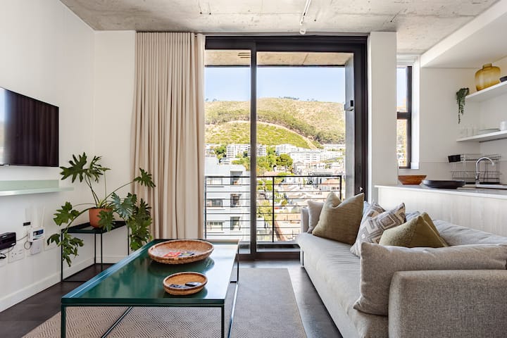 The Stylish Seaboard Suite | Seapoint - Cape Town