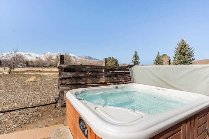 Scenic Views, Forest Trails And Hot Tub! - Arizona