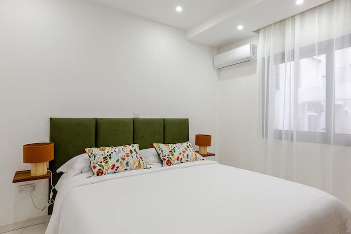 Best Location In Larnaca | 100m From The Beach - Larnaca