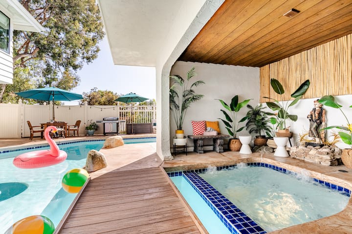 San Diego Hills Tropical Escape - San Diego, CA