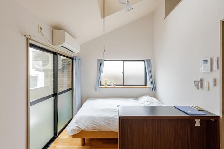 博多の中心地近く/渡辺通駅から徒歩10分/4名まで/大型ショッピングモール徒歩圏 - Fukuoka