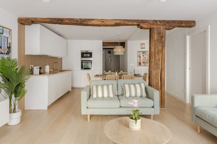 Casco Viejo City Live (Long Stay) - Bilbao