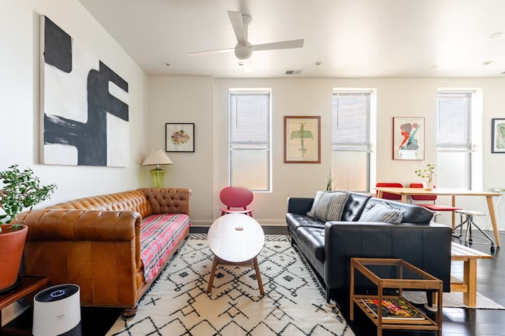 Quiet Pilsen Sunlit Apt W/d Queen Near Downtown - Chicago, IL