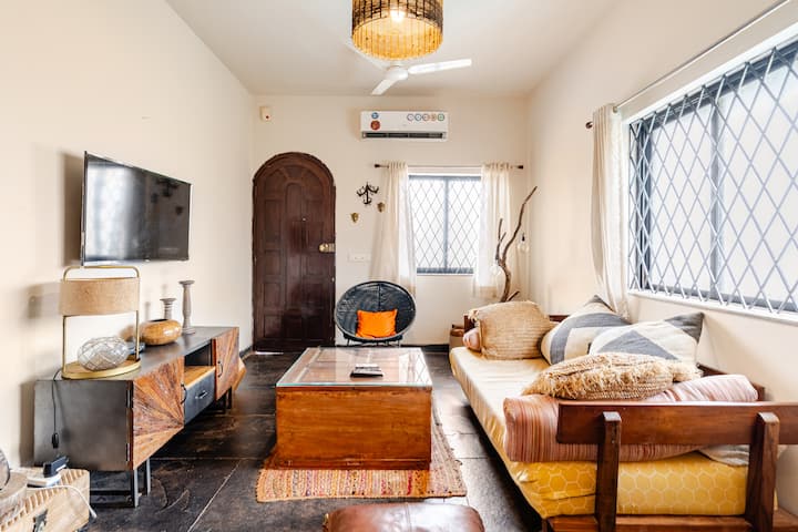 Hilltop | Anjuna | 3 Bhk Standalone Villa | Pool - ゴア