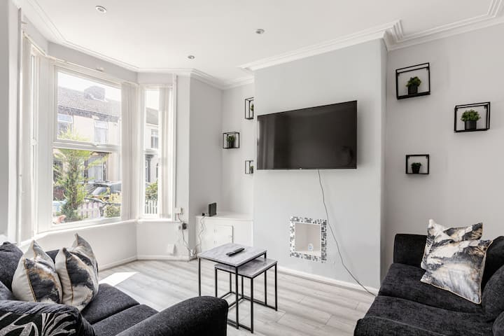 Spacious 3bed 2bathroom Hse Close To Everton & Lfc - Liverpool