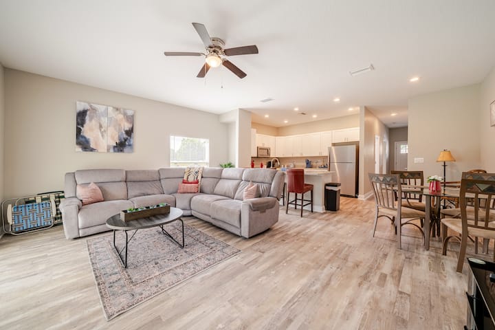 Xl 4br/3b Townhouse In North Lakeland - Lakeland, FL