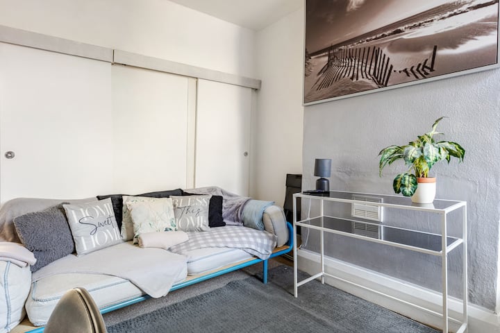 3-bedroom House Near City Centre + Wifi - 考文垂