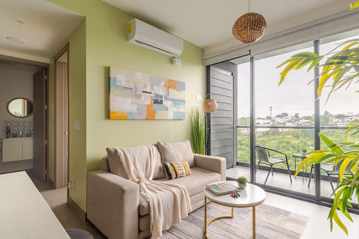 Nambú: Nice View, Luxury, Comfort, Airpt. Nearby - San José